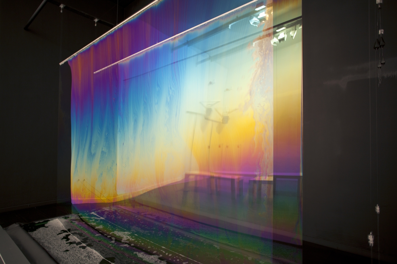 Nicky Assmann - RADIANT - Mister Motley